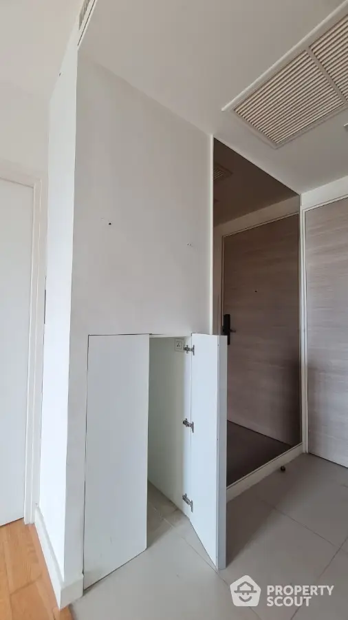 Condolette Light Convent - Condo in Bangkok - all facts | PropertyScout